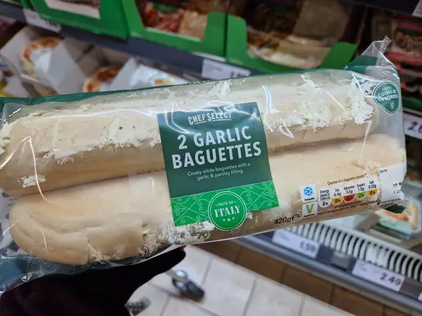 Lidl Chef Select garlic baguettes is not Halal, Install Mustakshif