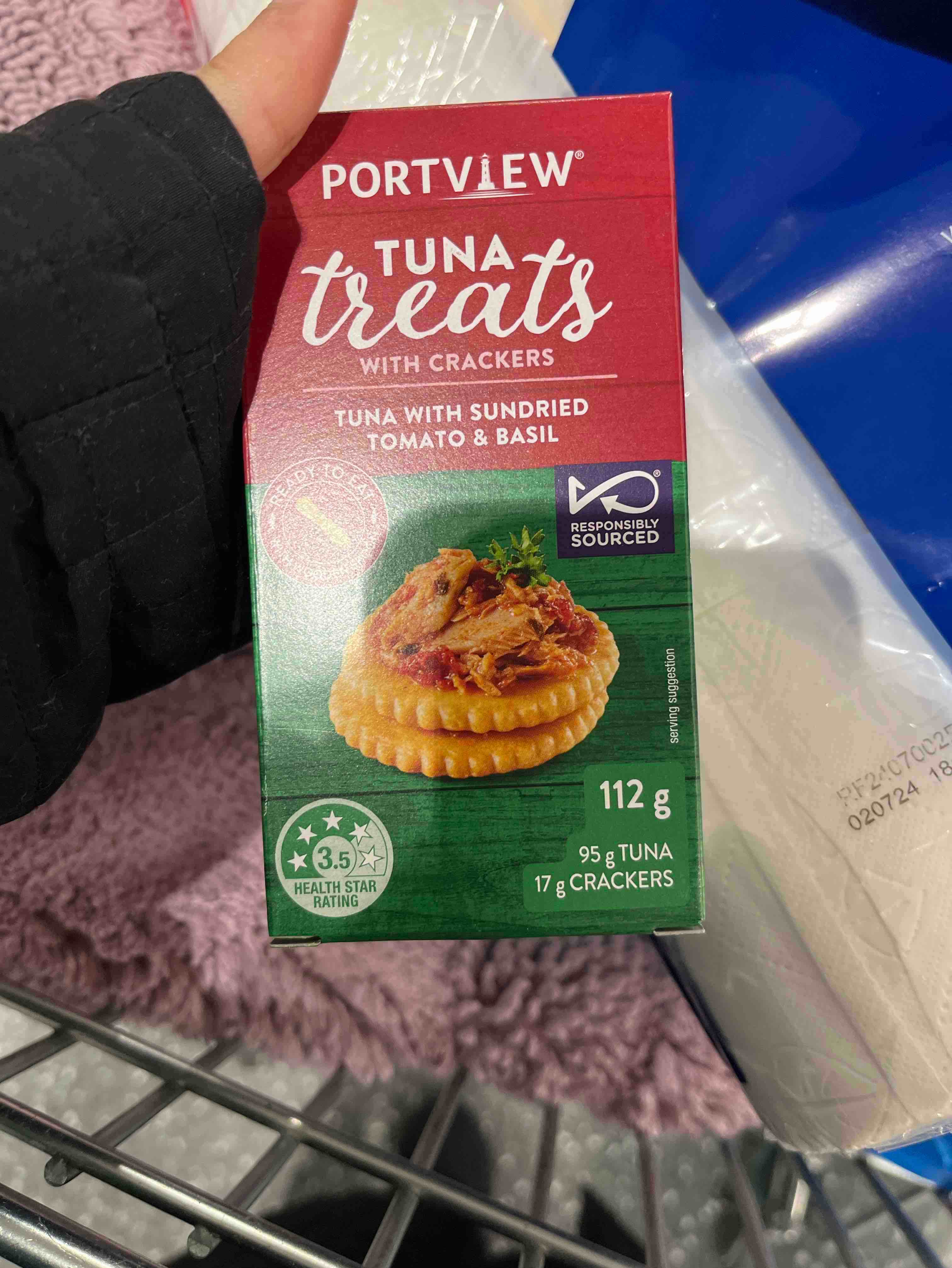 Check Halal status of PORTVIEW TREAT WITH CRACKERS TUNA WITH SUNDRIED ...