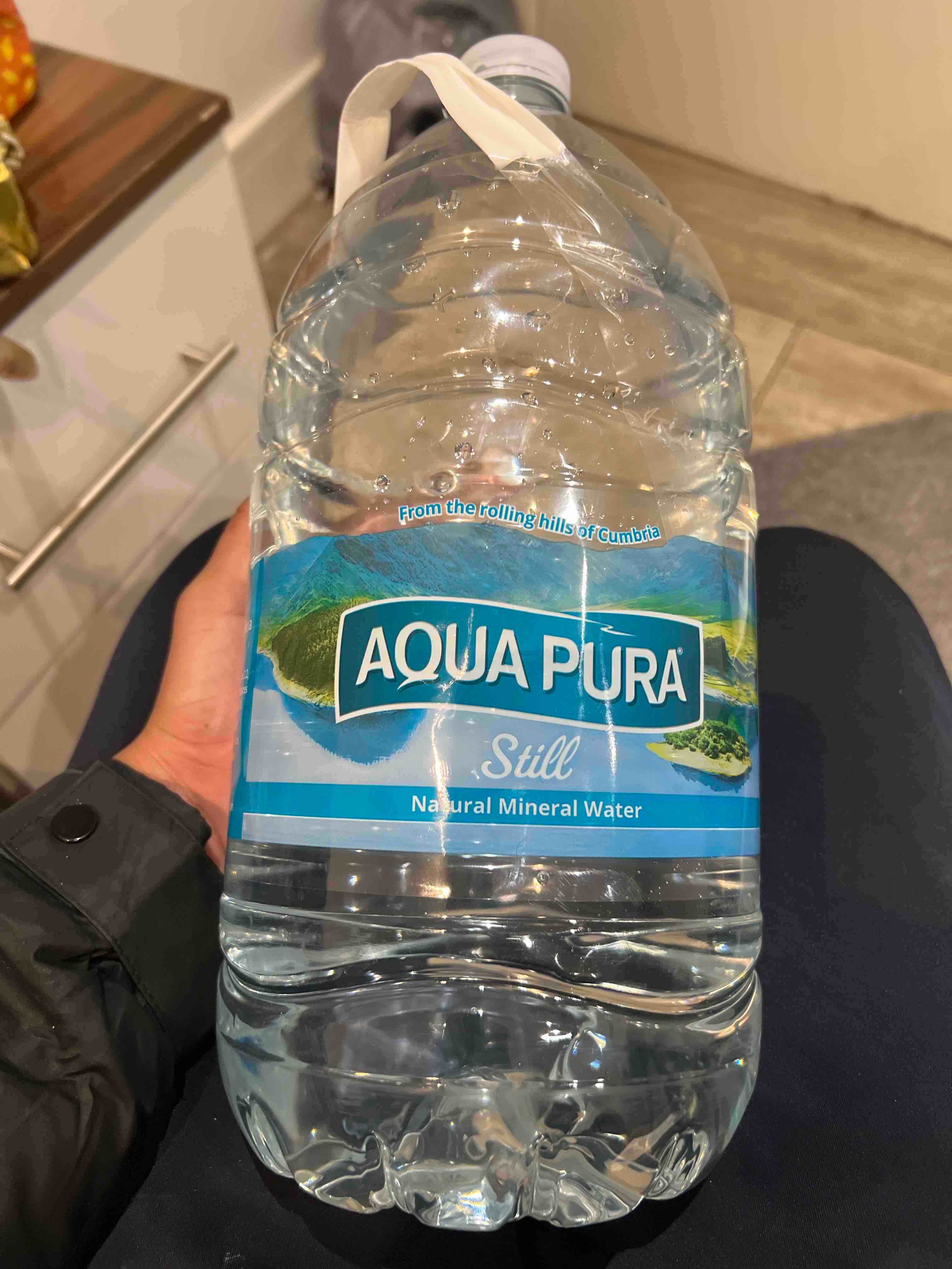 AQUA PURA Still Water 5L is Halal, Install Mustakshif