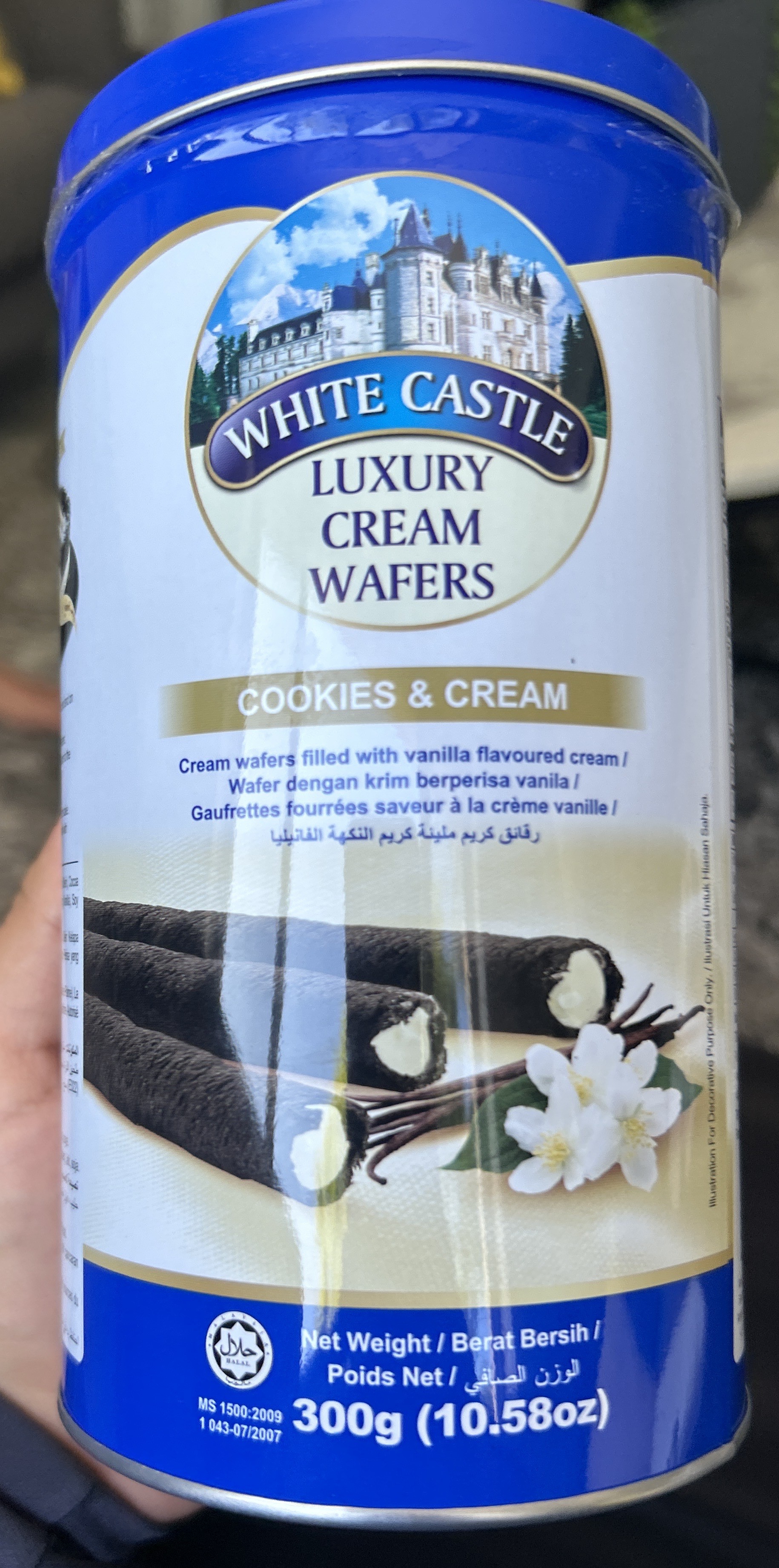 Check Halal status of White Castle Luxury Wafer Roll, 300g X 12 Cans ...